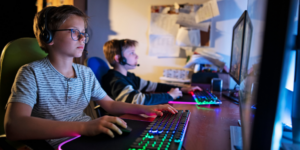 A Parent's Guide to Minecraft: Parental Controls and Safety Tips