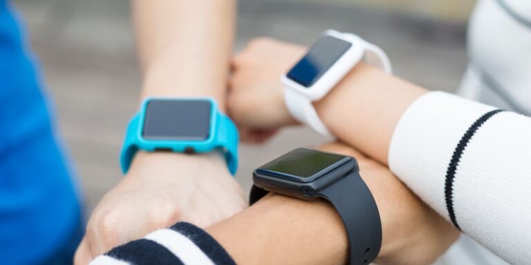 Are Smart Watches Safe for Kids? What Parents Should Know in 2025